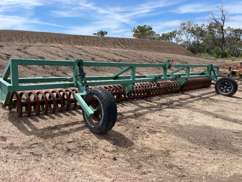 Lot 47 - Coil roller | AuctionsPlus