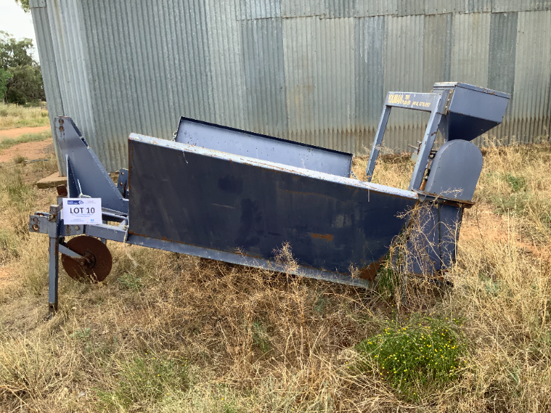 LOT 10 - Tree Planter. | AuctionsPlus