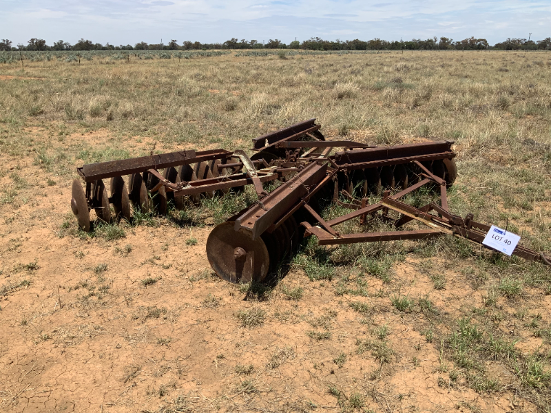 LOT 40 - Tandem Disc. | AuctionsPlus