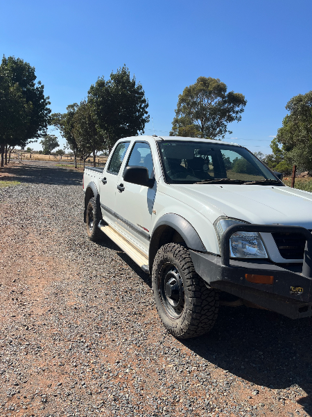 Lot 59 - Holden rodeo Ute | AuctionsPlus