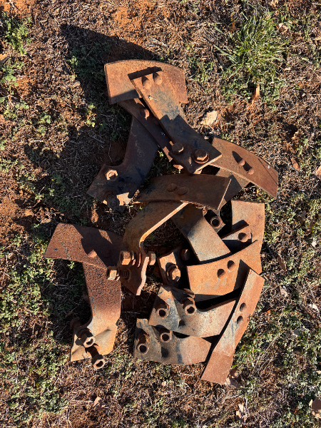 Lot 105 - Disc Scraper. | AuctionsPlus