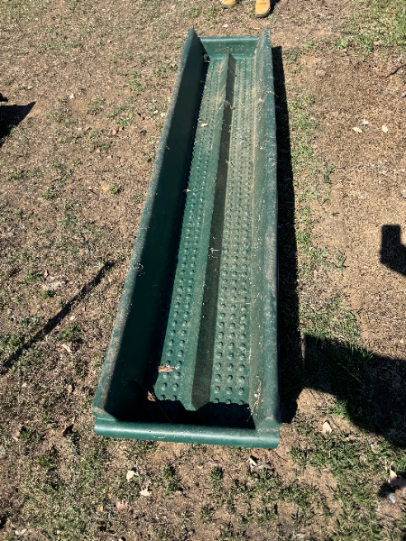 Lot 21 - Farmrite Rural 250L Plastic Trough | AuctionsPlus