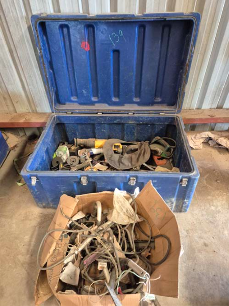 Lot 139 - Toolbox with loads of tools | AuctionsPlus