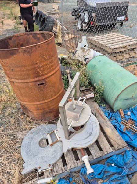 Lot 211 - Pallet of Irrigation Plugs, Drums, Metal Pigs Head & Sundries ...