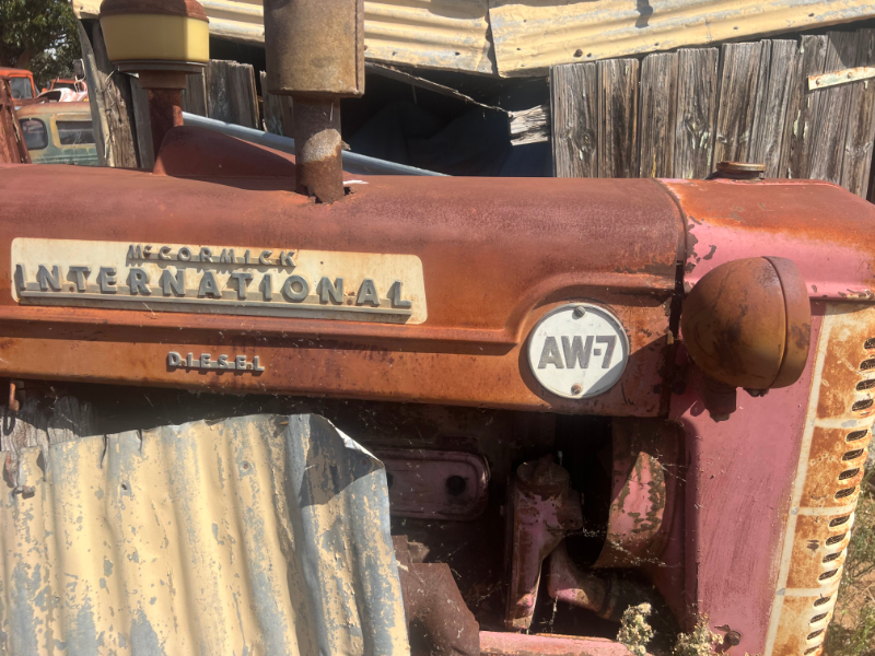 Lot 29 - Inter AW-7 | AuctionsPlus