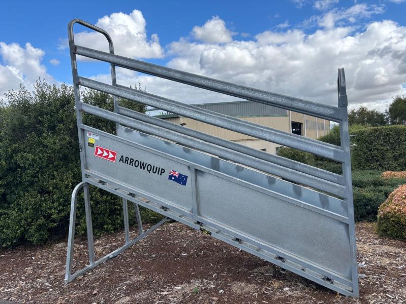 Lot 12 - Arrowquip Beefmax Loading Ramp - 3.5m | AuctionsPlus