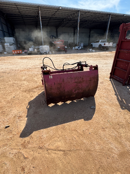 Lot 22 - Silage Grab | AuctionsPlus