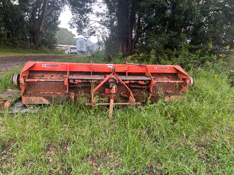 Lot 38 - Howard Mower | AuctionsPlus