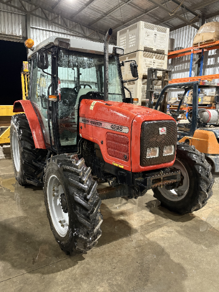 Lot 9 - Massey Ferguson Tractor | AuctionsPlus