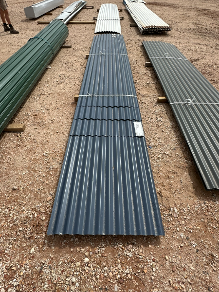 Lot - 131 - Deep Ocean Blue colourbond sheets | AuctionsPlus