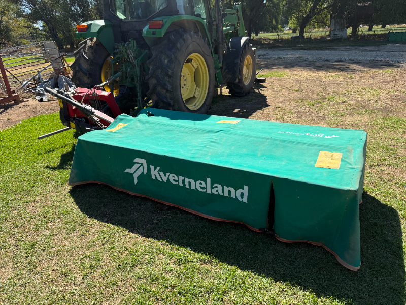 Lot 11 - Kverneland 6 Disc Mower | AuctionsPlus