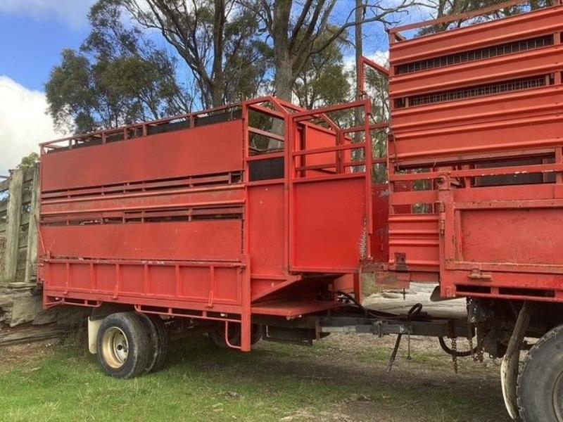 Lot 54 - Custom Built Stock Tipper Trailer w/ Removable Double Deck ...