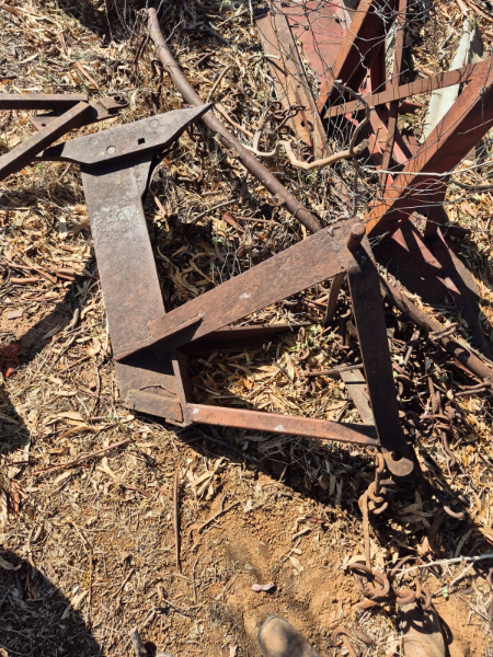 Lot 95 - Single Tine Deep Ripper- 3 Point Linkage | AuctionsPlus