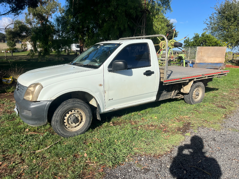 Lot 5 - Holden Rodeo ute | AuctionsPlus