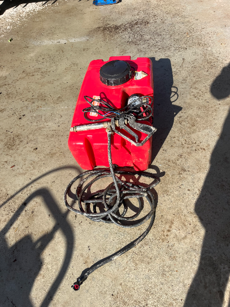 Lot 7 - Silvan Spray Tank | AuctionsPlus