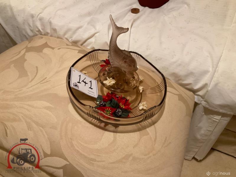 Lot 141 - Vintage 1930's Pink Flying Fish Float | AuctionsPlus