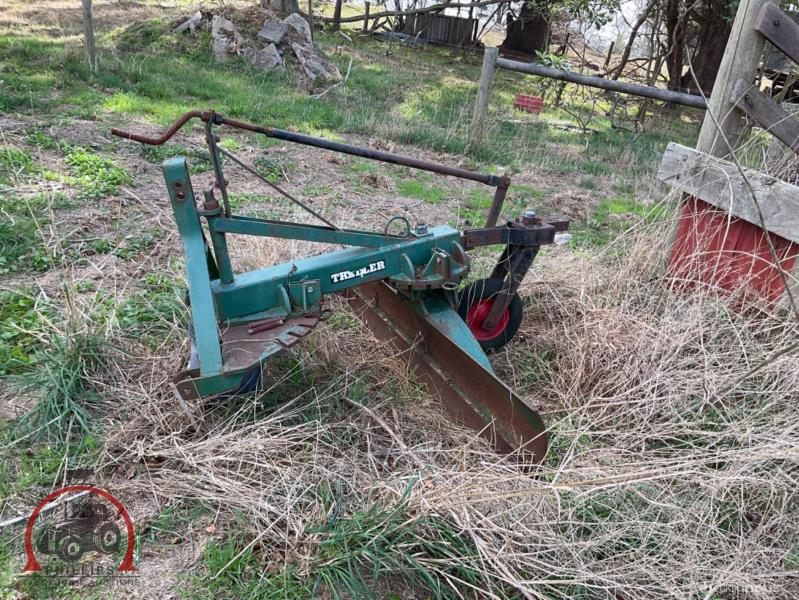 Lot 77 - TRELLER 6' Grader Blade | AuctionsPlus