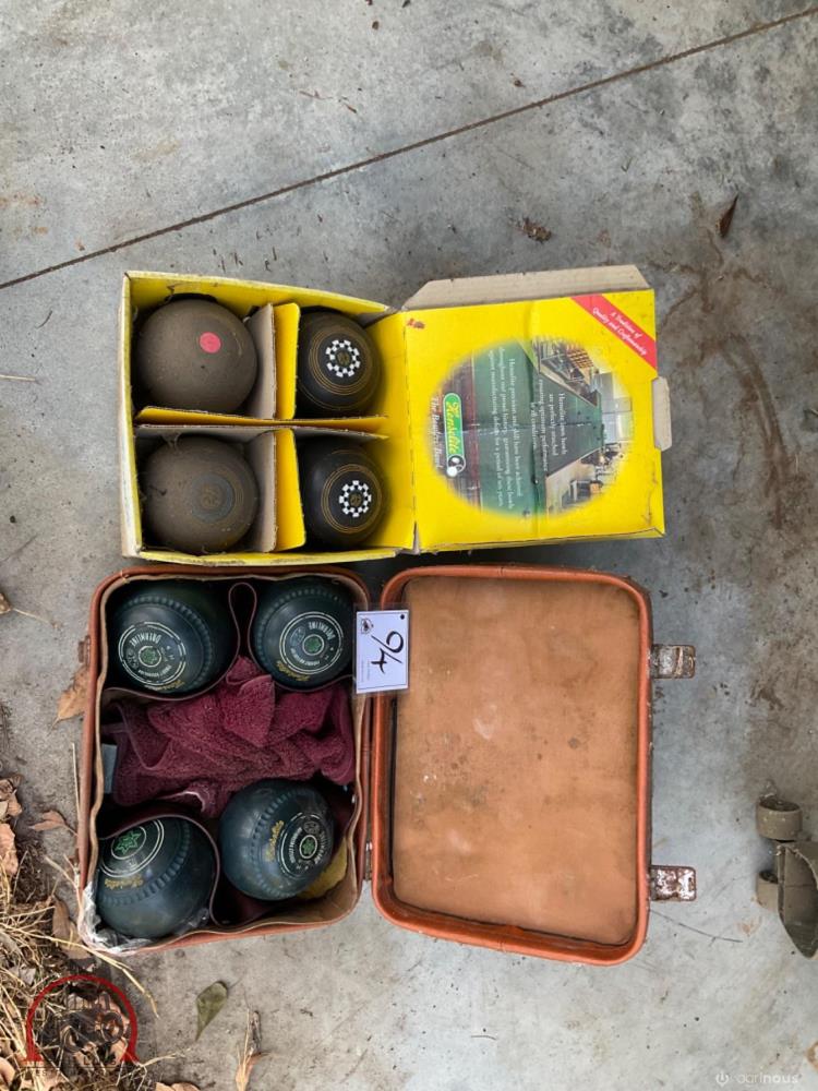 Lot 94 - HENSLITE Lawn Bowls | AuctionsPlus