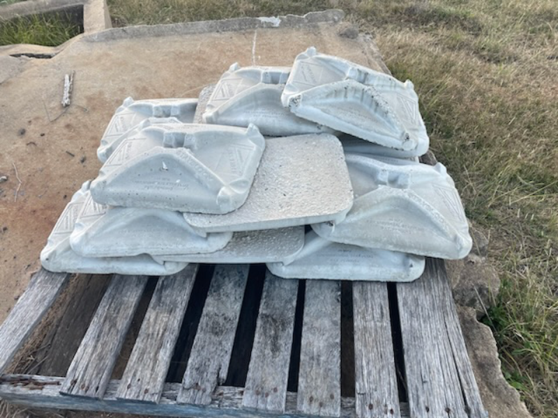 Lot 371 - CONCRETE STAY BLOCKS | AuctionsPlus