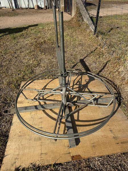 Lot 501 - Wire Spinner | AuctionsPlus