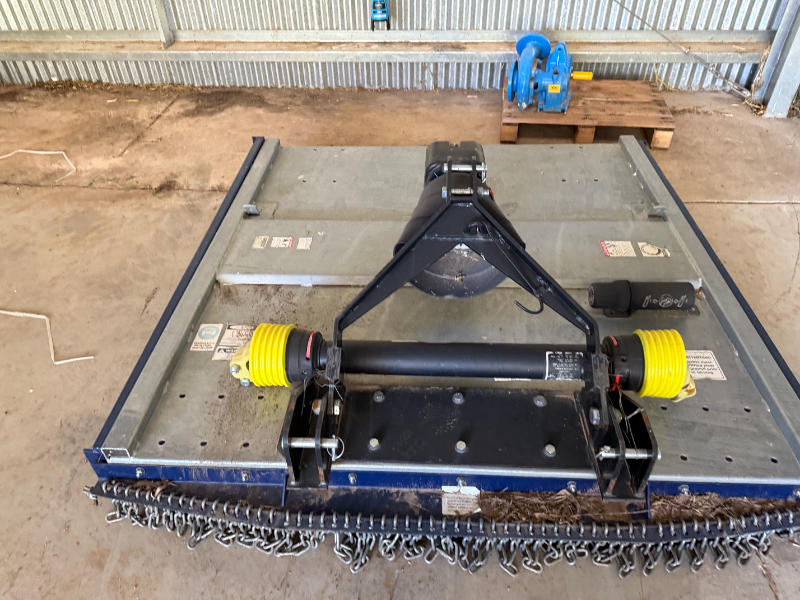 LOT 14 - SOUTHERN CROSS 6FT SLASHER | AuctionsPlus