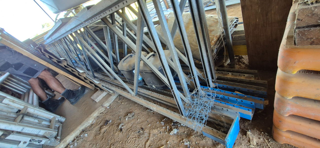 LOT 91 - GALVANISED DEXION RACK WITH BEAMS | AuctionsPlus