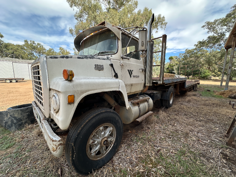 Lot 3 - Ford 900 Truck with Lowloader | AuctionsPlus