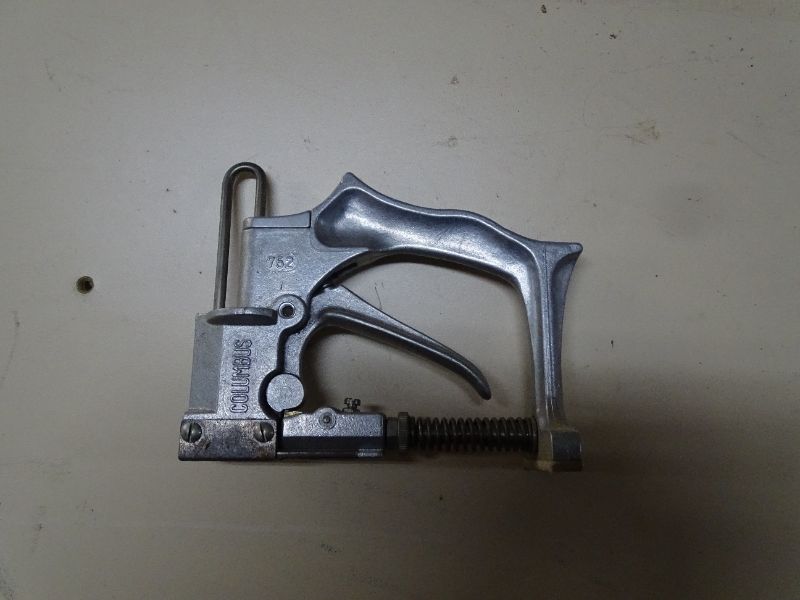 Lot 166 - COLUMBUS TOOL | AuctionsPlus