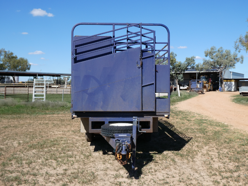 SHEEP/GOAT TRAILER | AuctionsPlus