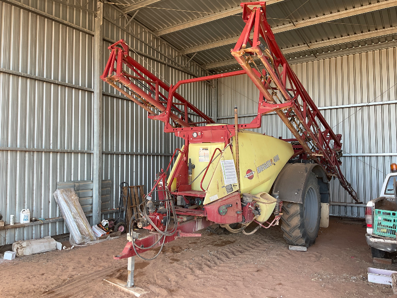 Lot 15 - 30m Hardi Navigator Trail Boom Sprayer | AuctionsPlus