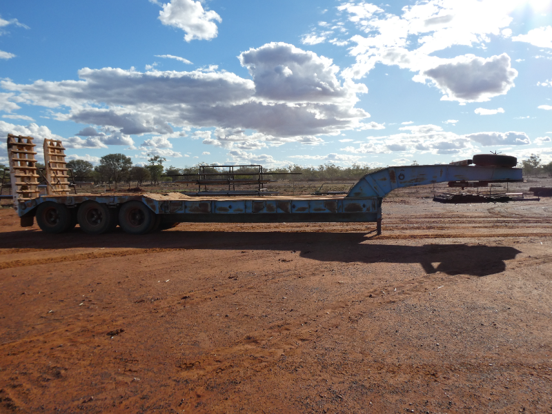 MACHINERY FLOAT | AuctionsPlus