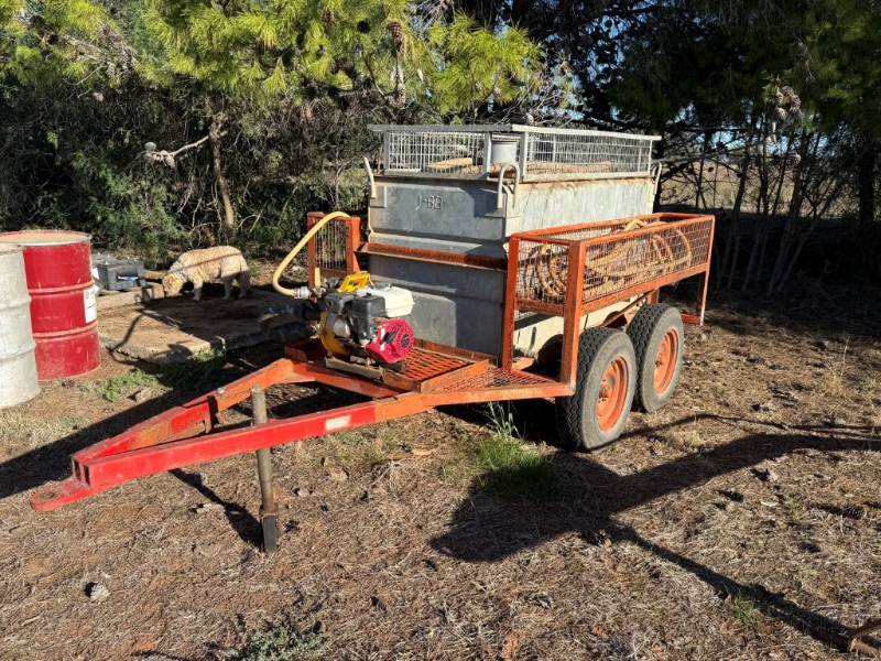 Lot 9 - 1300 L Fire Cart | AuctionsPlus