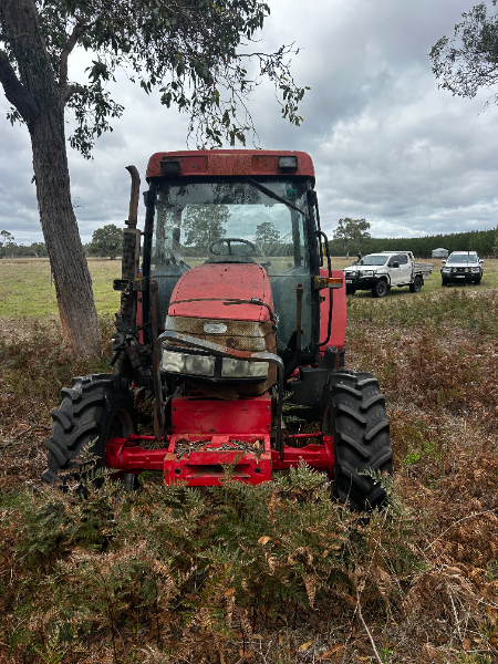 Lot 46 - MCCORMICK CX80 TRACTROR | AuctionsPlus