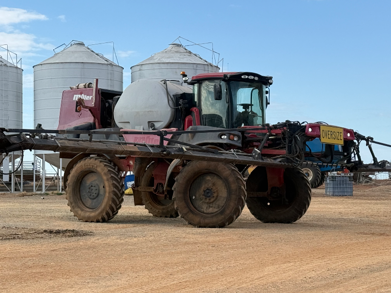 Lot 80 - 2017 Nitro 5240 Miller Sprayer | AuctionsPlus
