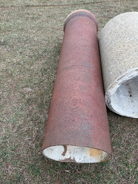 Lot 72 - 6ft Steel Pipe | AuctionsPlus