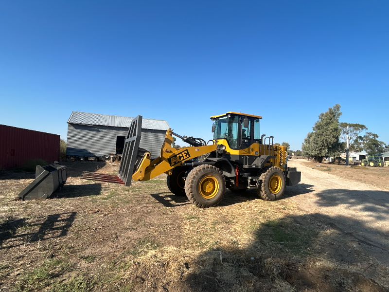 Lot 1 - 2023 ACE AL 400 Loader | AuctionsPlus