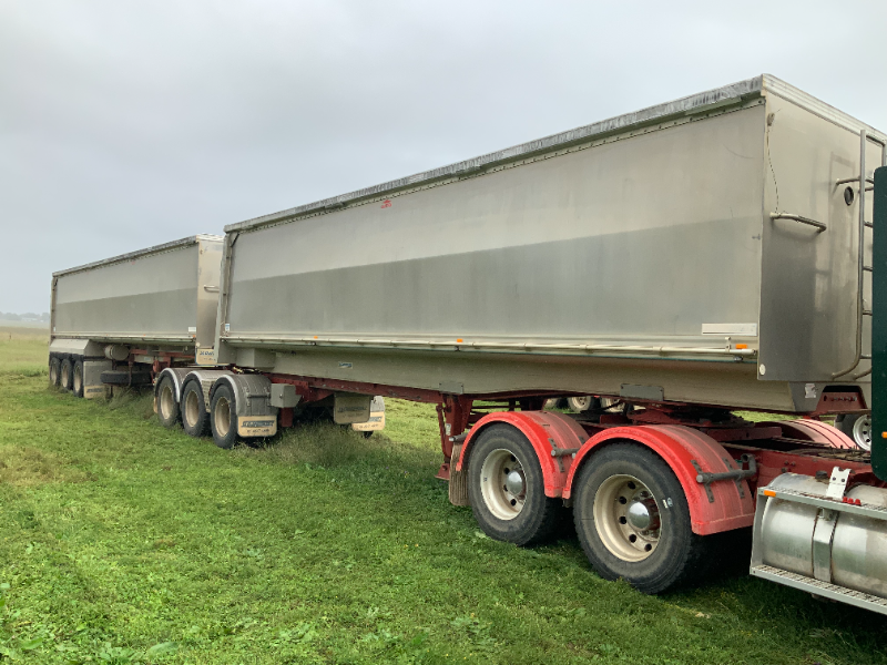 LOT 2 - Sloanebuilt Trailers. | AuctionsPlus
