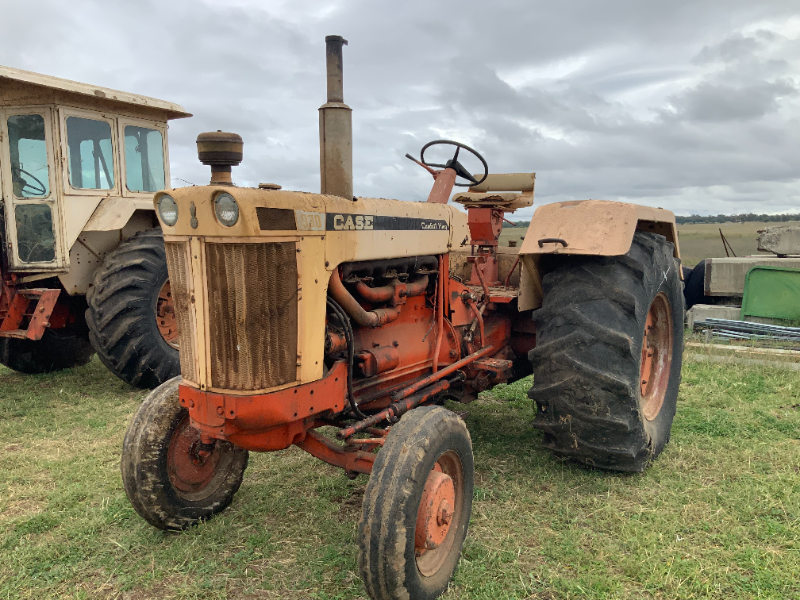 LOT 12 - Case Tractor. | AuctionsPlus