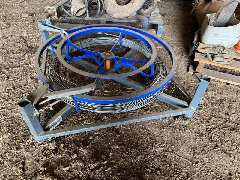 Lot 11 - Walters Wire Spinner | AuctionsPlus