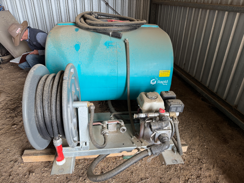 Lot 8 - Rapid Spray 1000L Spray Tank | AuctionsPlus