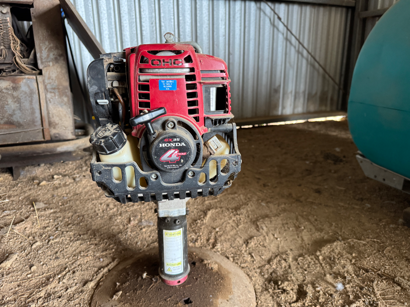 Lot 10 - Christie Engineers Honda Post Driver | AuctionsPlus