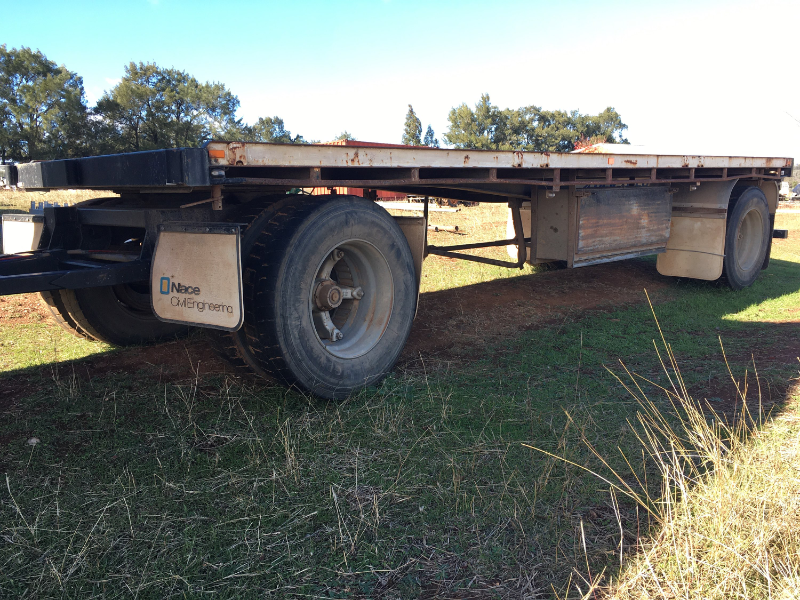 Lot 140 - Freighter Two Axle Dog Trailer | AuctionsPlus
