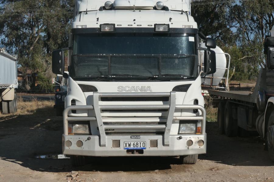 Lot 5 - Scania Rigid Tray with Stock Crate | AuctionsPlus
