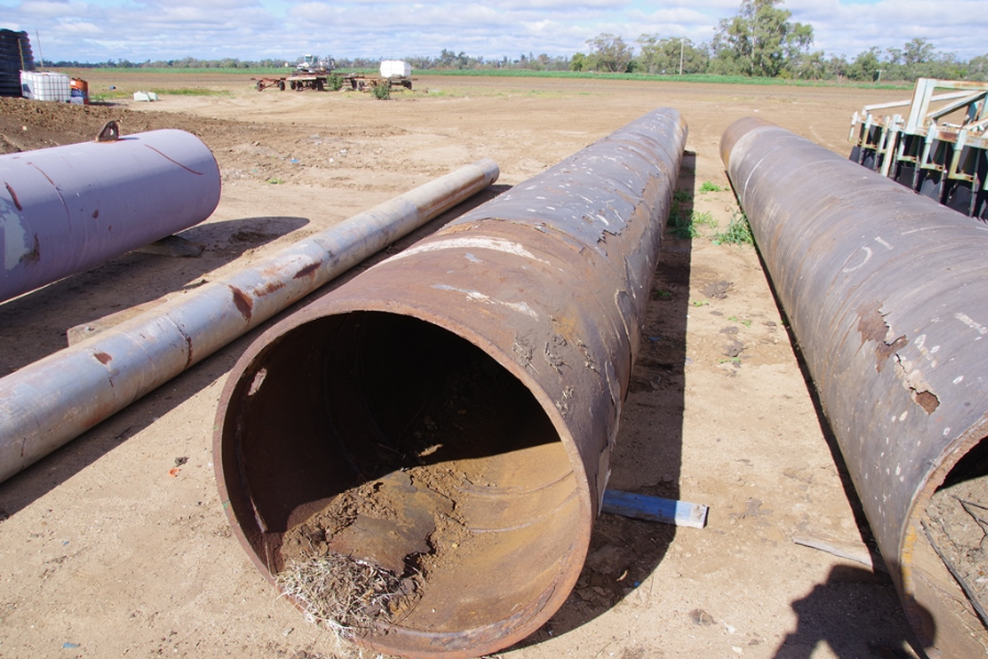 Lot 210 - Irrigation pipe (900mm diameter, 16m length, 1 inch wall ...