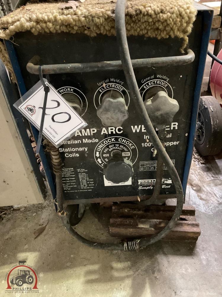 Lot 20 - Peerless 220amp ARC Welder | AuctionsPlus