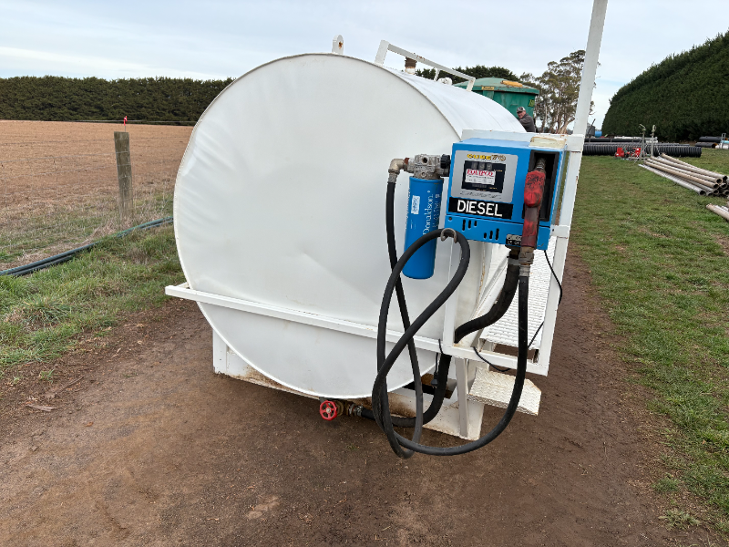 Lot 9 - Self-Contained 4500LT Diesel Tank with Fork Pockets | AuctionsPlus