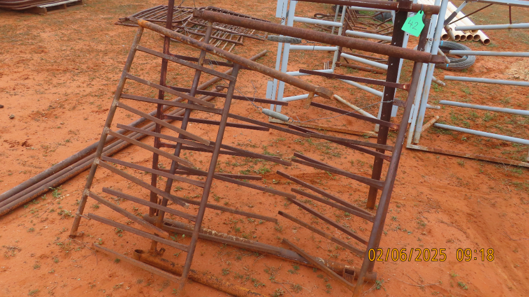 Lot 42 - Goat Trap Parts | AuctionsPlus