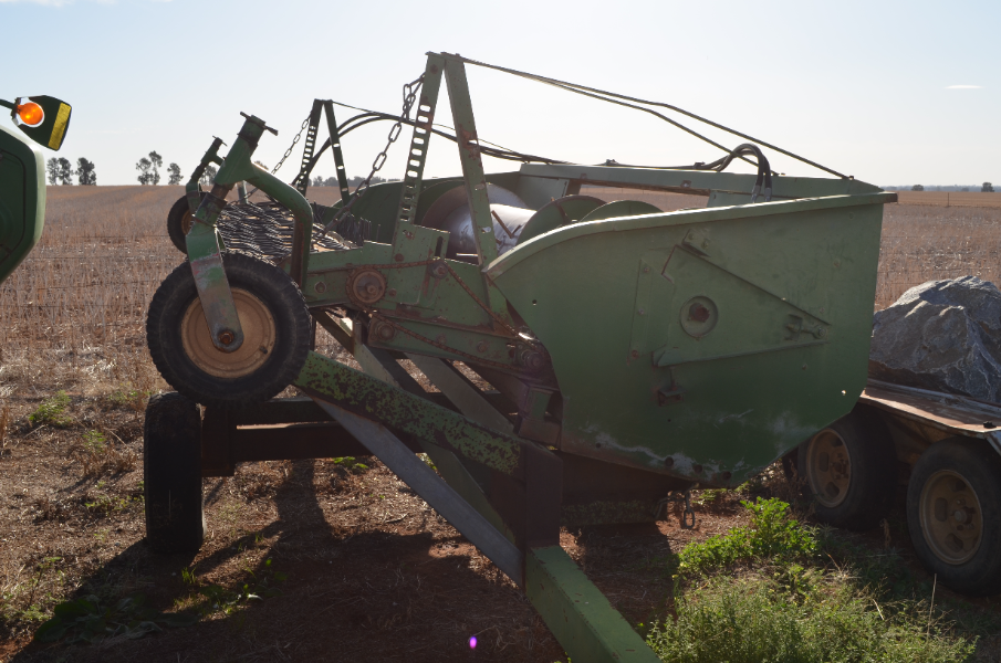 Lot 12 - JD 12ft Canola Front | AuctionsPlus