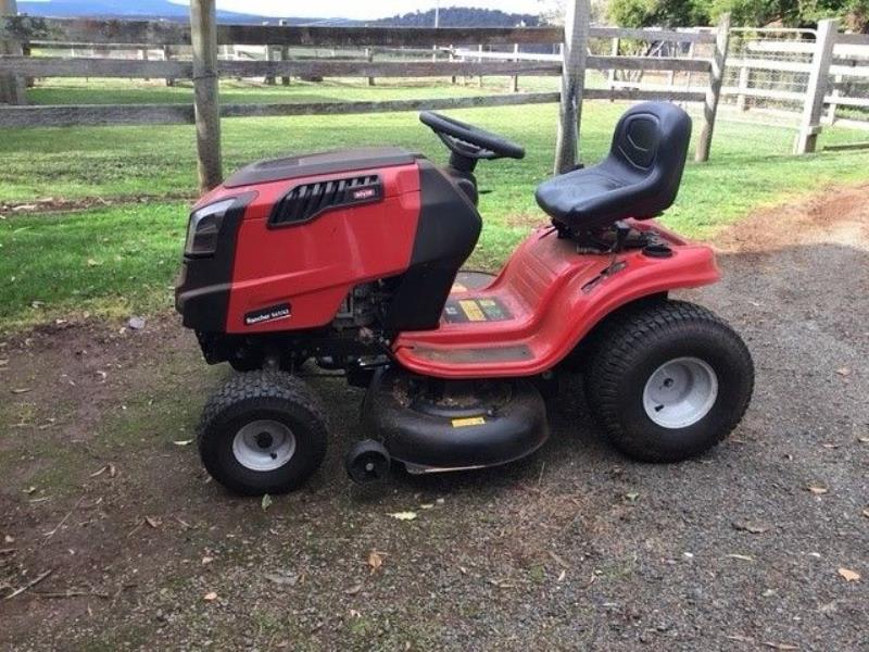 Lot 24 - Rover Rancher 547/42 Ride on Mower | AuctionsPlus