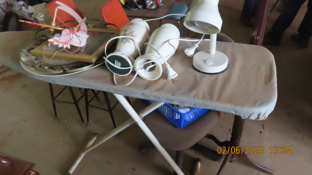 Lot 123 - Assorted | AuctionsPlus